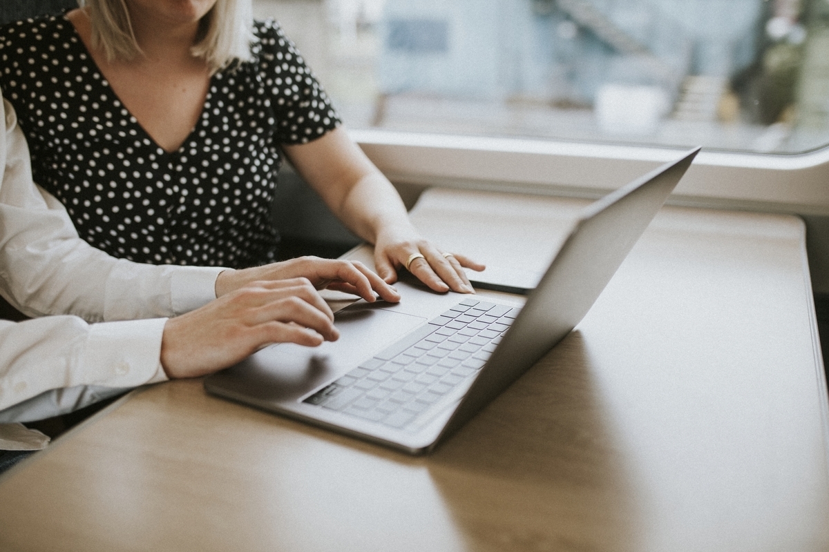 Why should you use live polling during your webinars